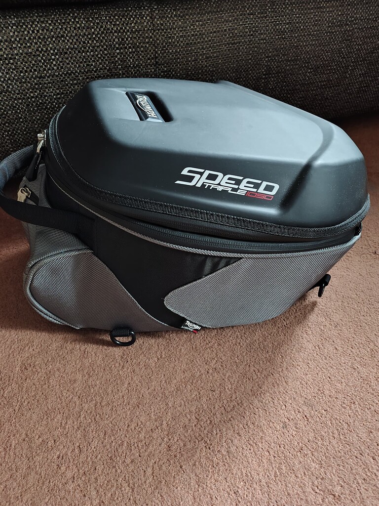 Speed Triple Tank Bag - For Sale - Triumph Motorcycle Forum
